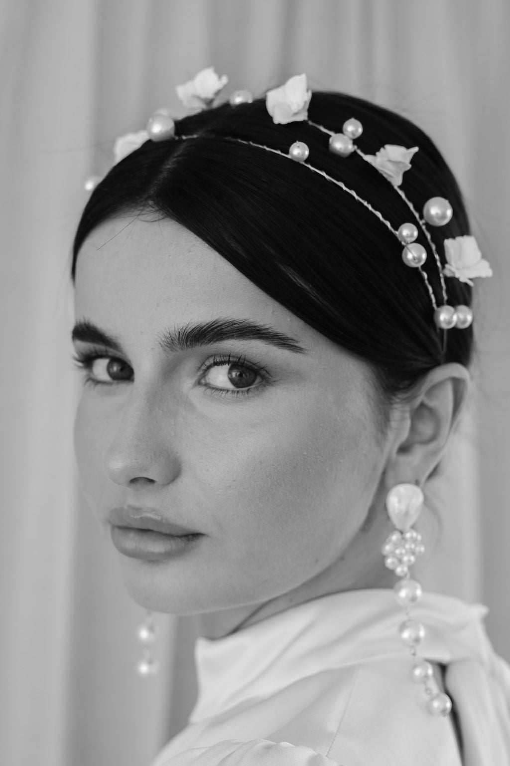 Minimal LIV | pearl crown - Megan Therese Couture